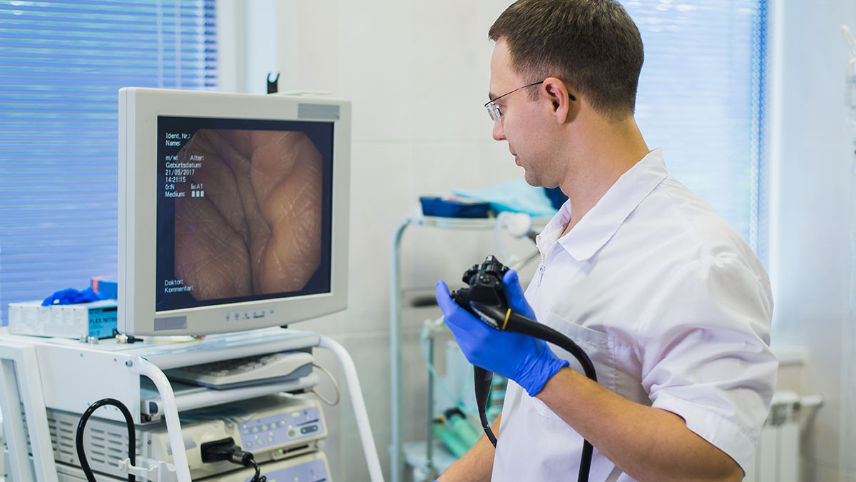 Καρκίνος Παχέος Εντέρου: Η εξέταση που καταργεί την κολονοσκόπηση