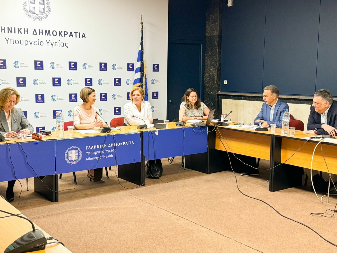 Πέντε θαυματουργά και ανέξοδα αντικαταθλιπτικά tips που φτιάχνουν τη ...