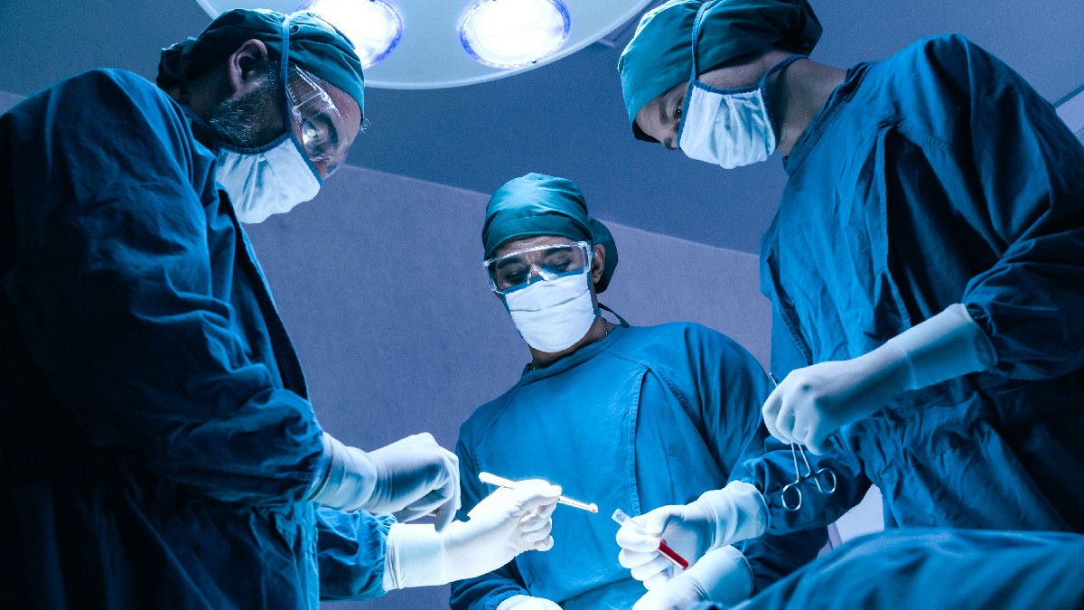 Πόσες χιλιάδες ασθενείς περιμένουν για μια επέμβαση στο ΕΣΥ