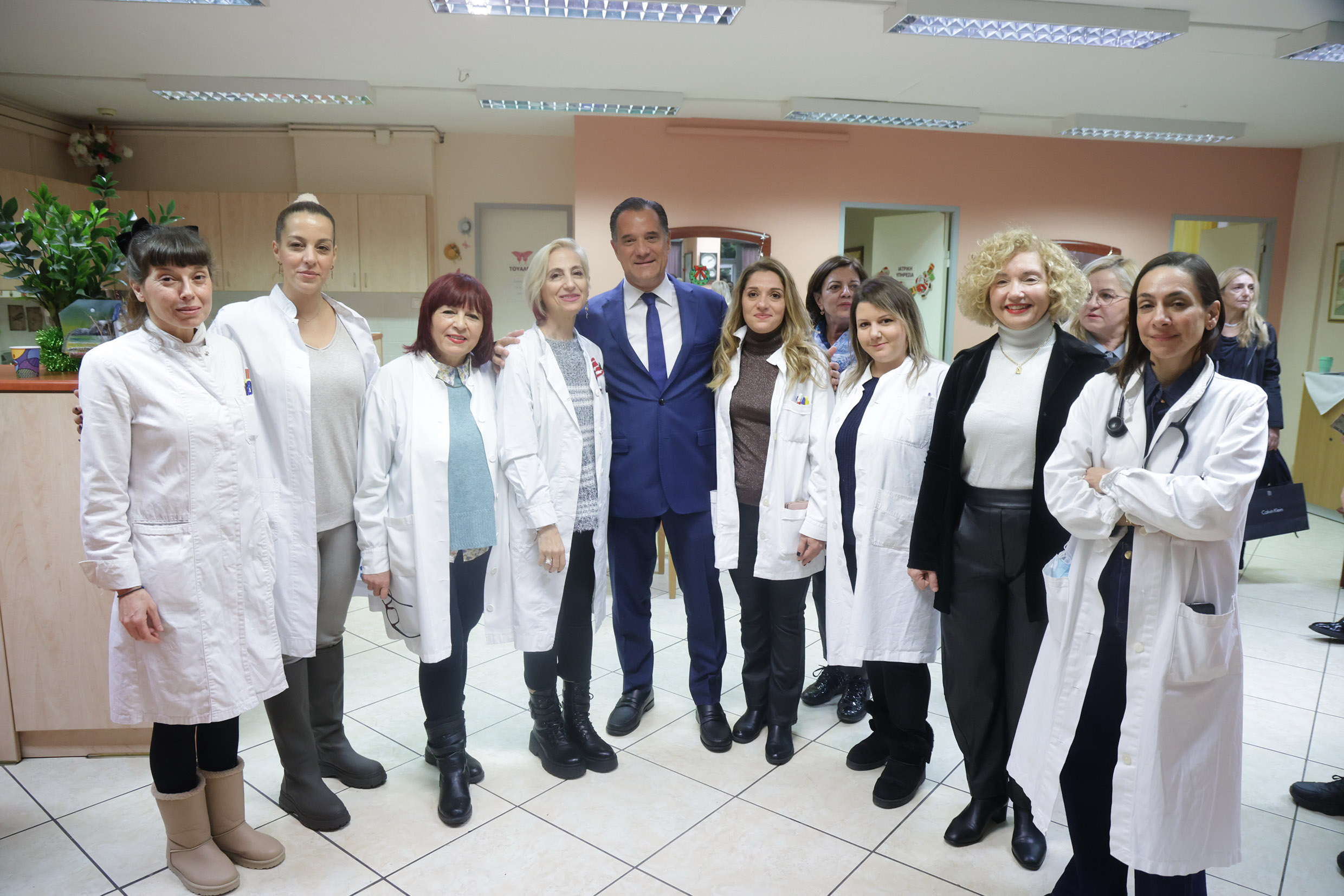 Γεωργιάδης: Έχω βάλει στοίχημα ότι μετά το Πάσχα δε θα υπάρχει τόσο ...