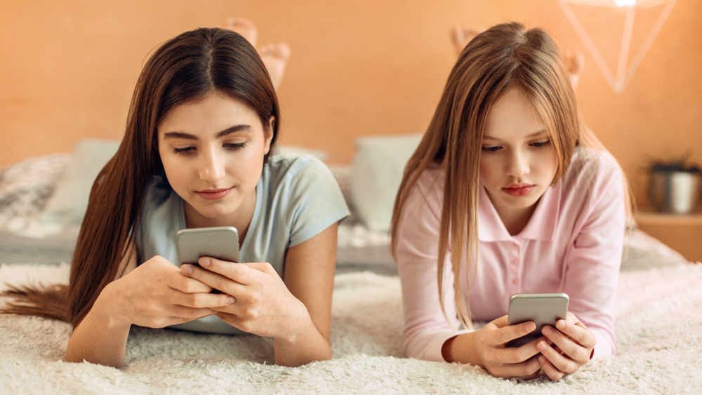 Τι προκαλούν τα social media στην ψυχική υγεία των παιδιών