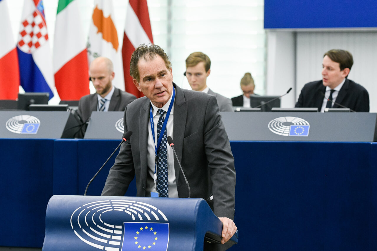 Αυτισμός: Κλειδί ο ρόλος του γονέα στη διάγνωση - Ποιο είναι το ...