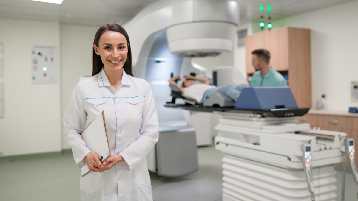 ΕΣΥ-Ακτινοθεραπεία: Περισσότερα μηχανήματα μειώνουν τις αναμονές