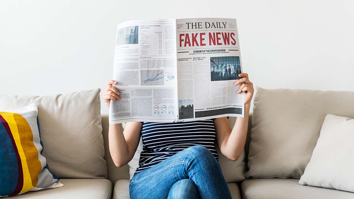 Στη μάχη των fake news για τα εμβόλια ο ΕΟΔΥ
